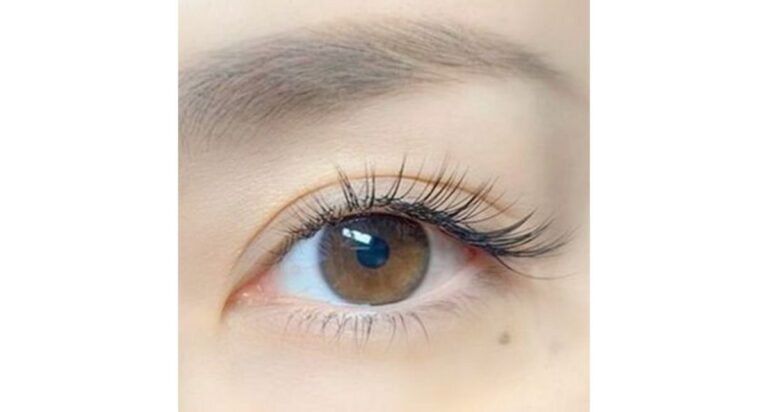 Monolid Eyes: What They Are & How to Show Them Off